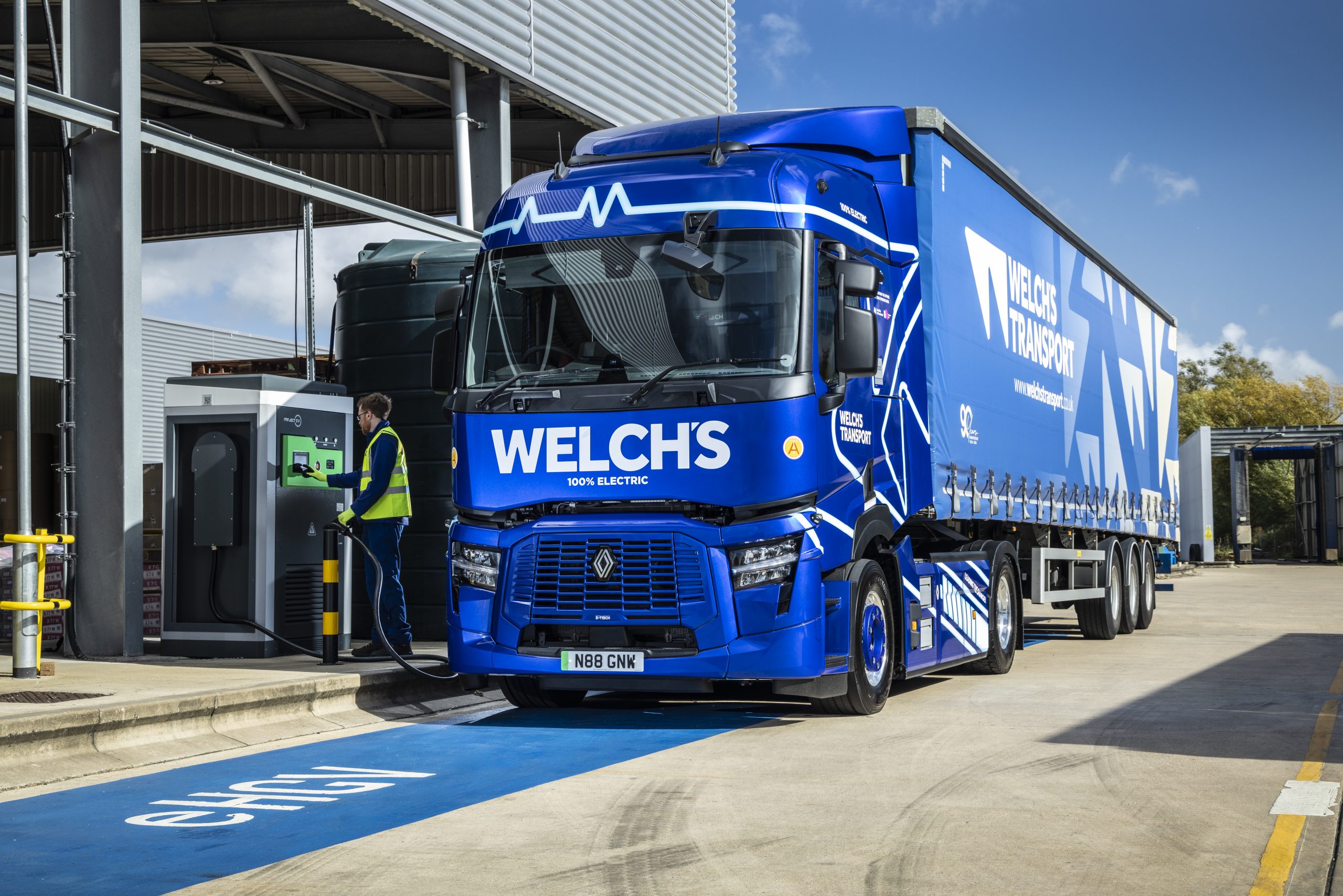 eFREIGHT 2030 Business Model Options and Considerations for Depot-Based Charging - Energy ...